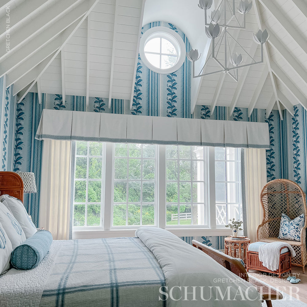 Schumacher Hydrangea Drape Wallpaper - Delft